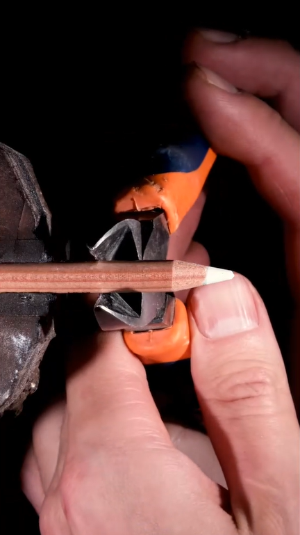The most satisfying pencil cutting you’ll ever see