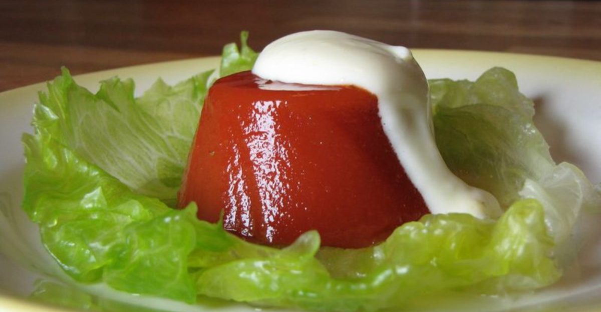 21 retro foods that would start a comment war today
