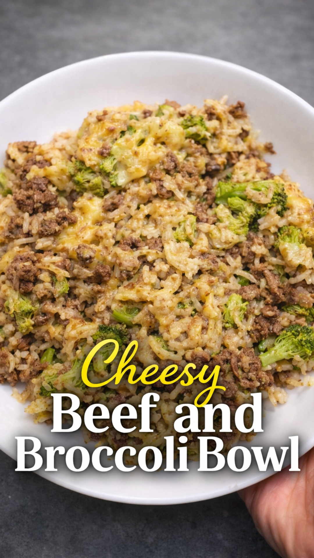 This cheesy beef and broccoli bowl is so good