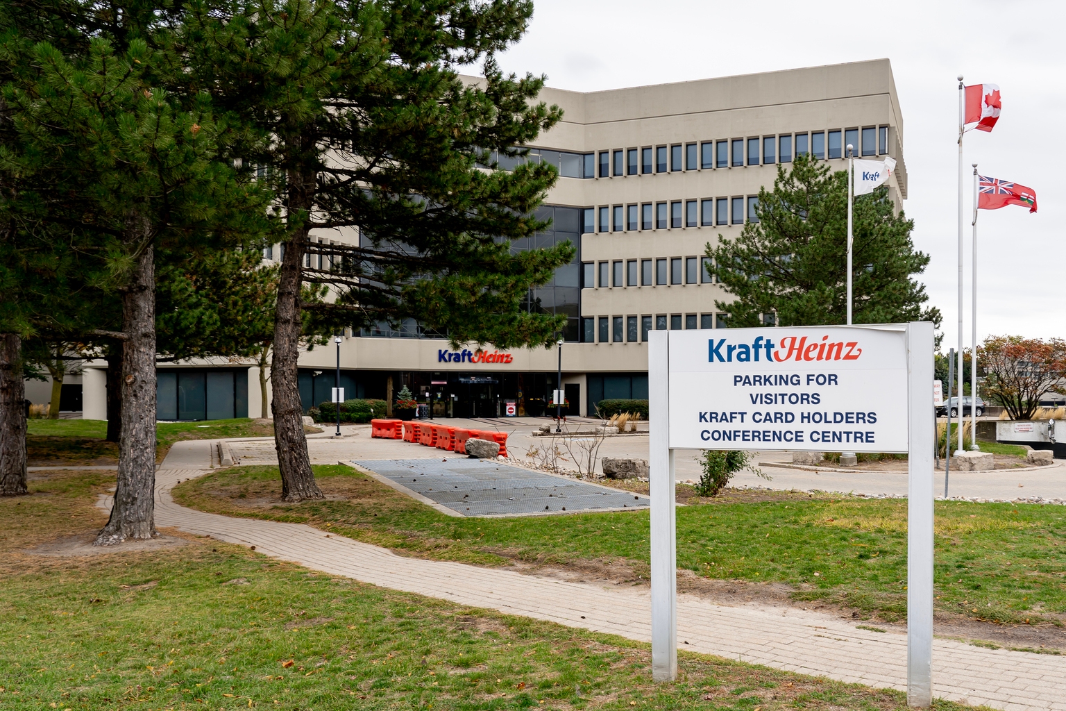 Kraft Heinz faces bottom-line pressure ahead of Q4 as earnings are seen ...