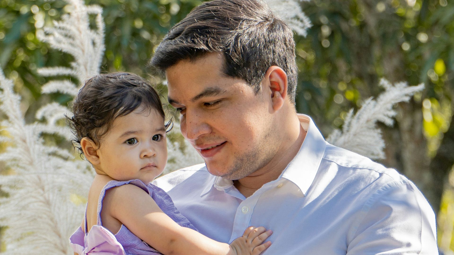 10 first words you should teach your baby & 10 you never should