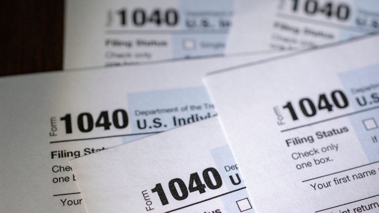 When are New York income taxes due in 2026? Filing deadlines, refund ...