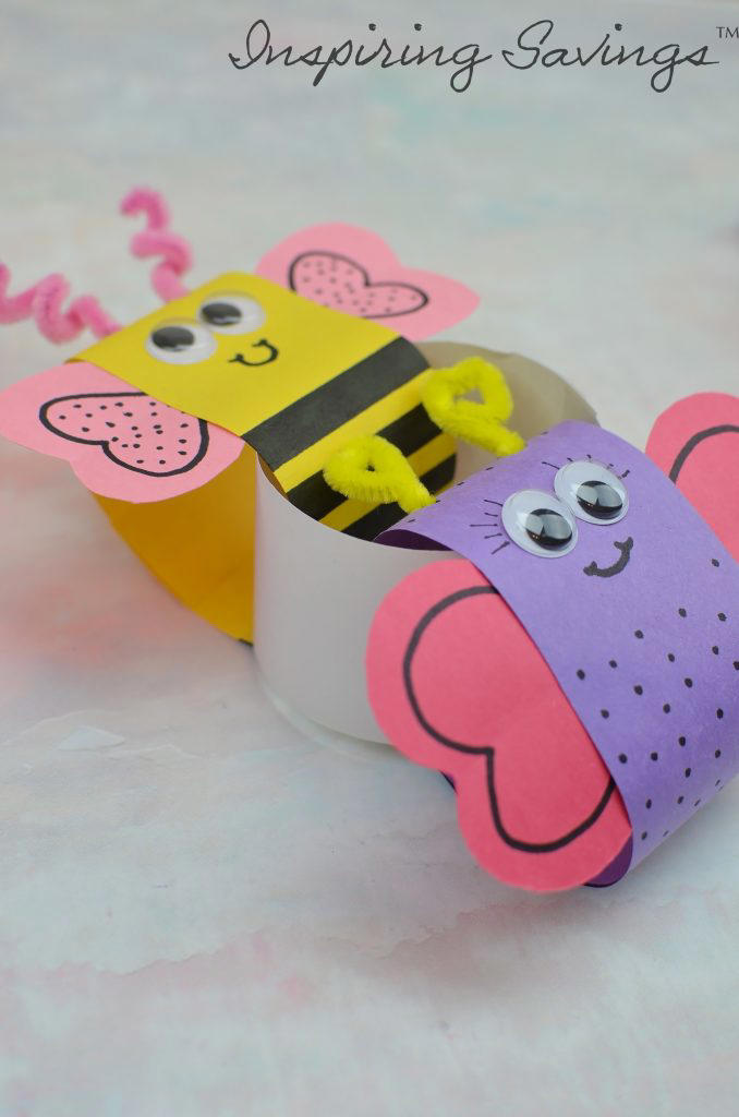 Adorable Valentine's Day paper chain craft