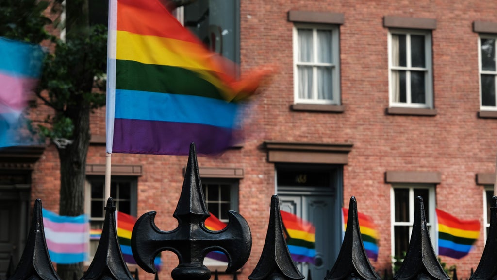 Pride flag removed from Stonewall National Monument in NYC