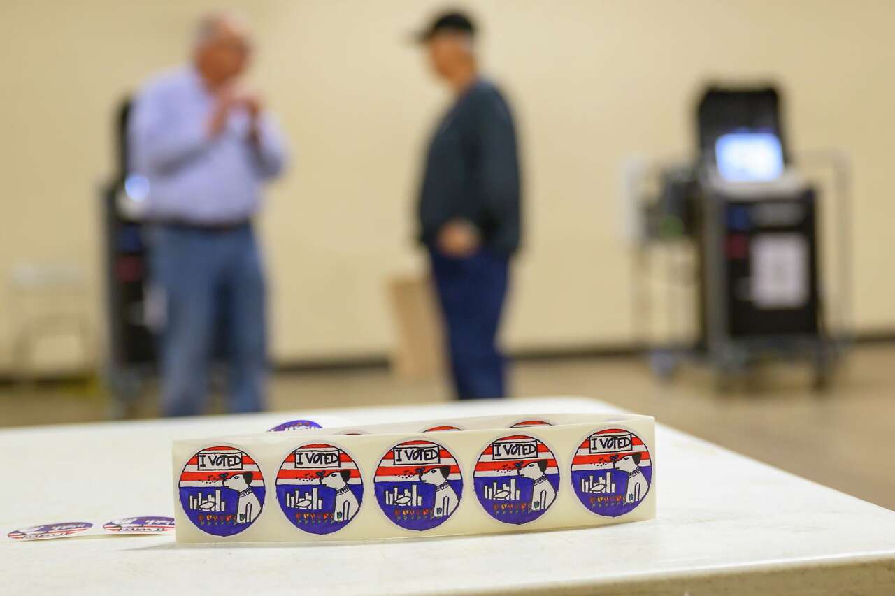 Want to vote in June's primary? Register with a political party now.