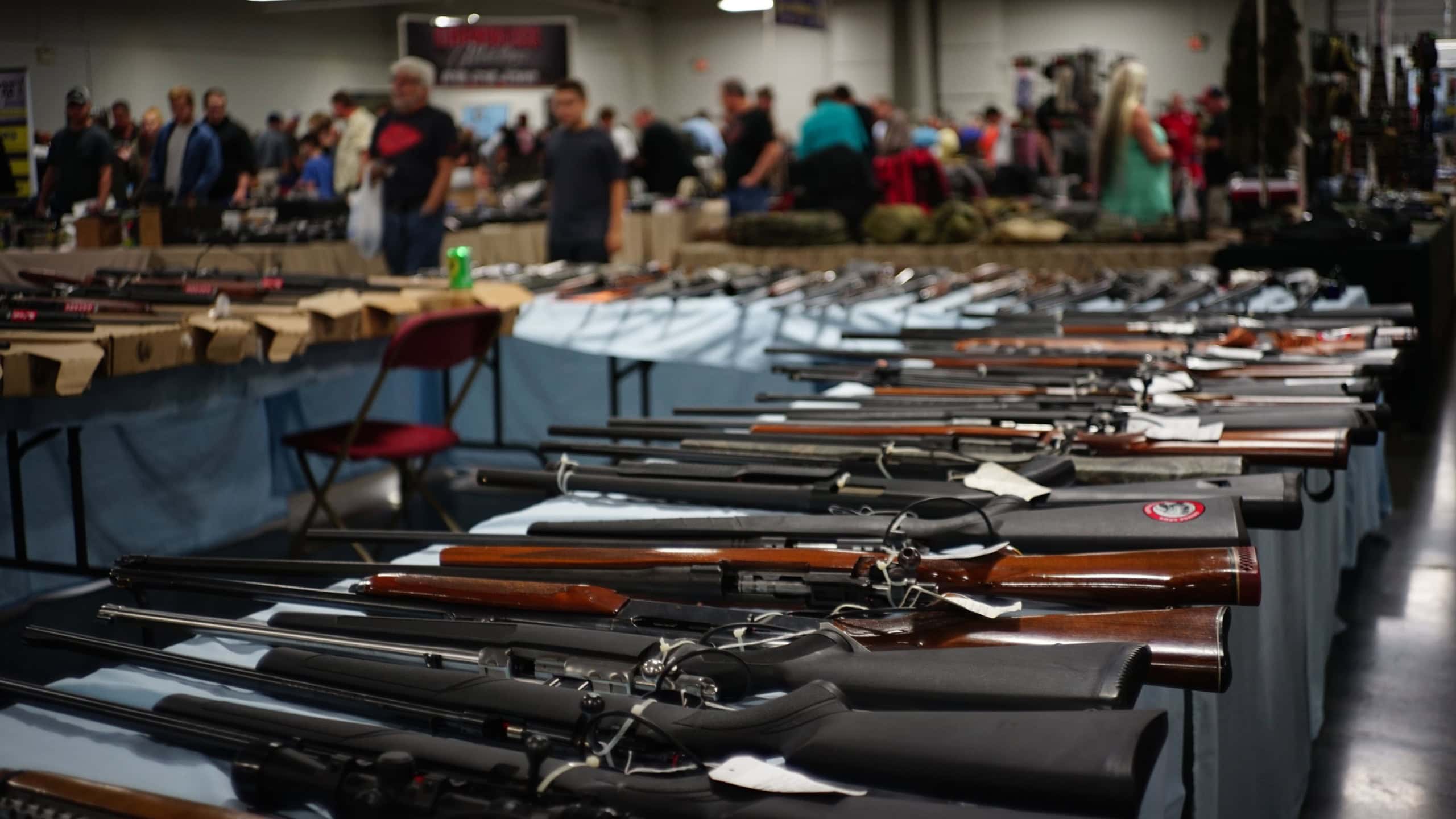 12 US gun norms Canadians find disturbing
