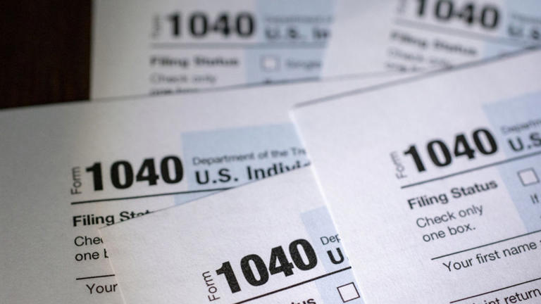 When are New York income taxes due in 2026? Filing deadlines, refund ...