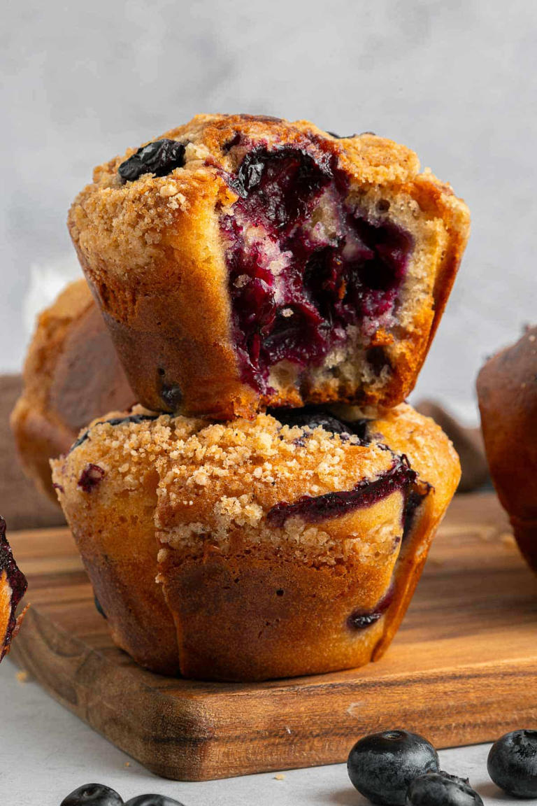 Blueberry yogurt muffins