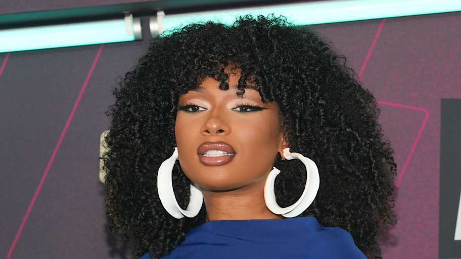 Megan Thee Stallion pulls off wild birthday surprise for Klay Thompson