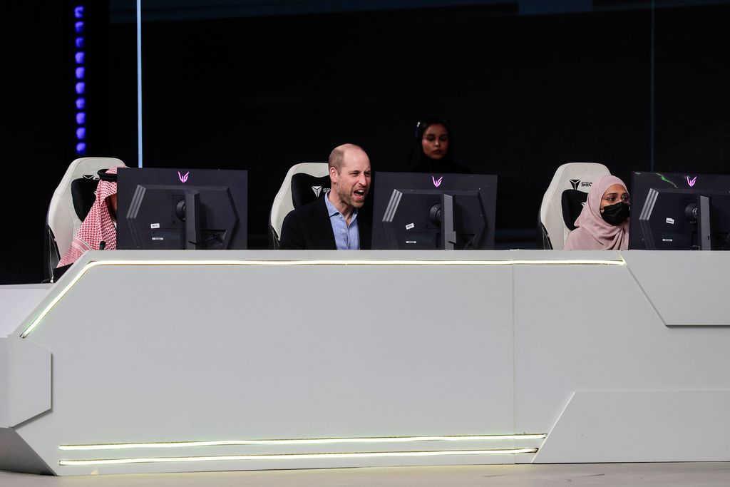 Prince William shows his competitive side as he gets stuck into hobby ...