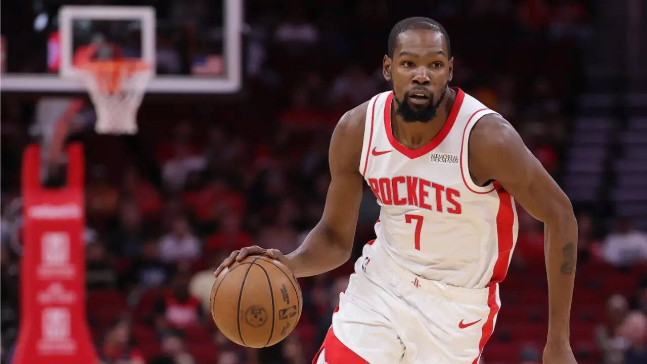 The new face of legs: Kevin Durant turns viral skin-cident into a ...
