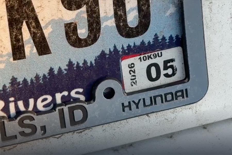 Idaho lawmakers move to ditch license plate registration stickers