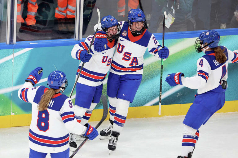 Hannah Bilka, Caroline Harvey fuel USA women's hockey win vs. Canada at ...