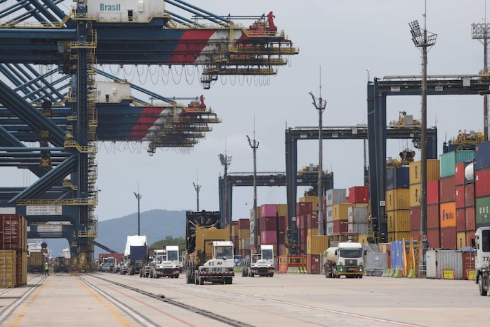 Balança comercial brasileira registra superávit de R$ 10,5 bi em abril ...