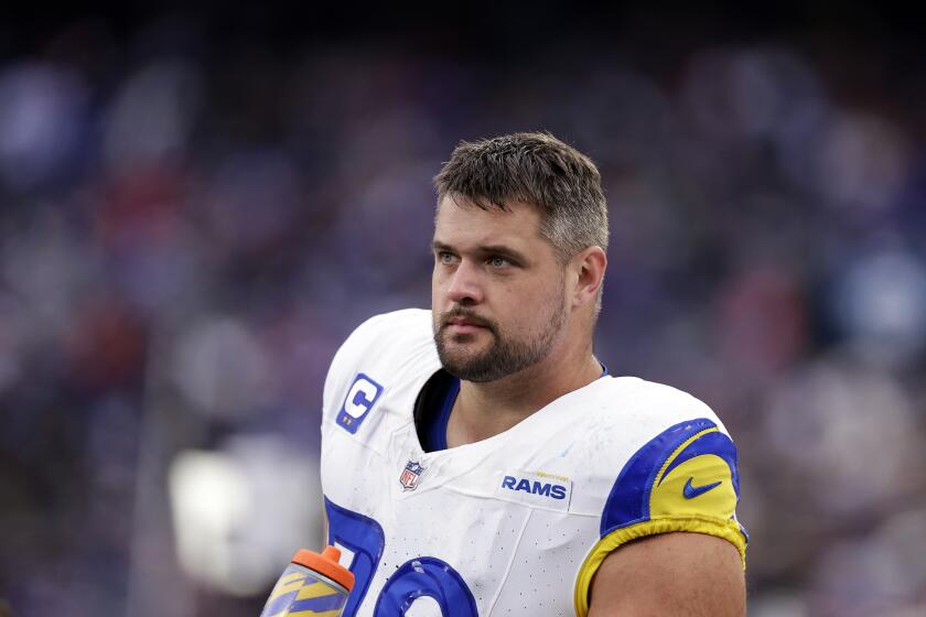 Rams offensive tackle Rob Havenstein announces his retirement