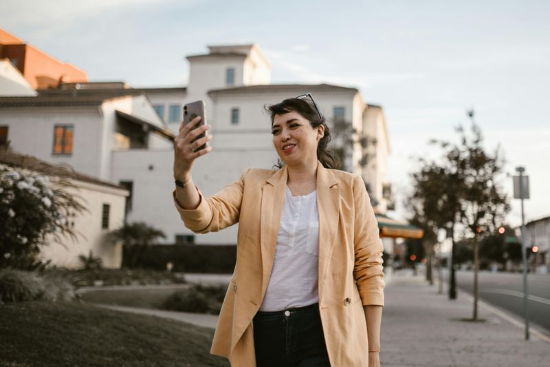 Women say these subtle signals matter more than grand gestures