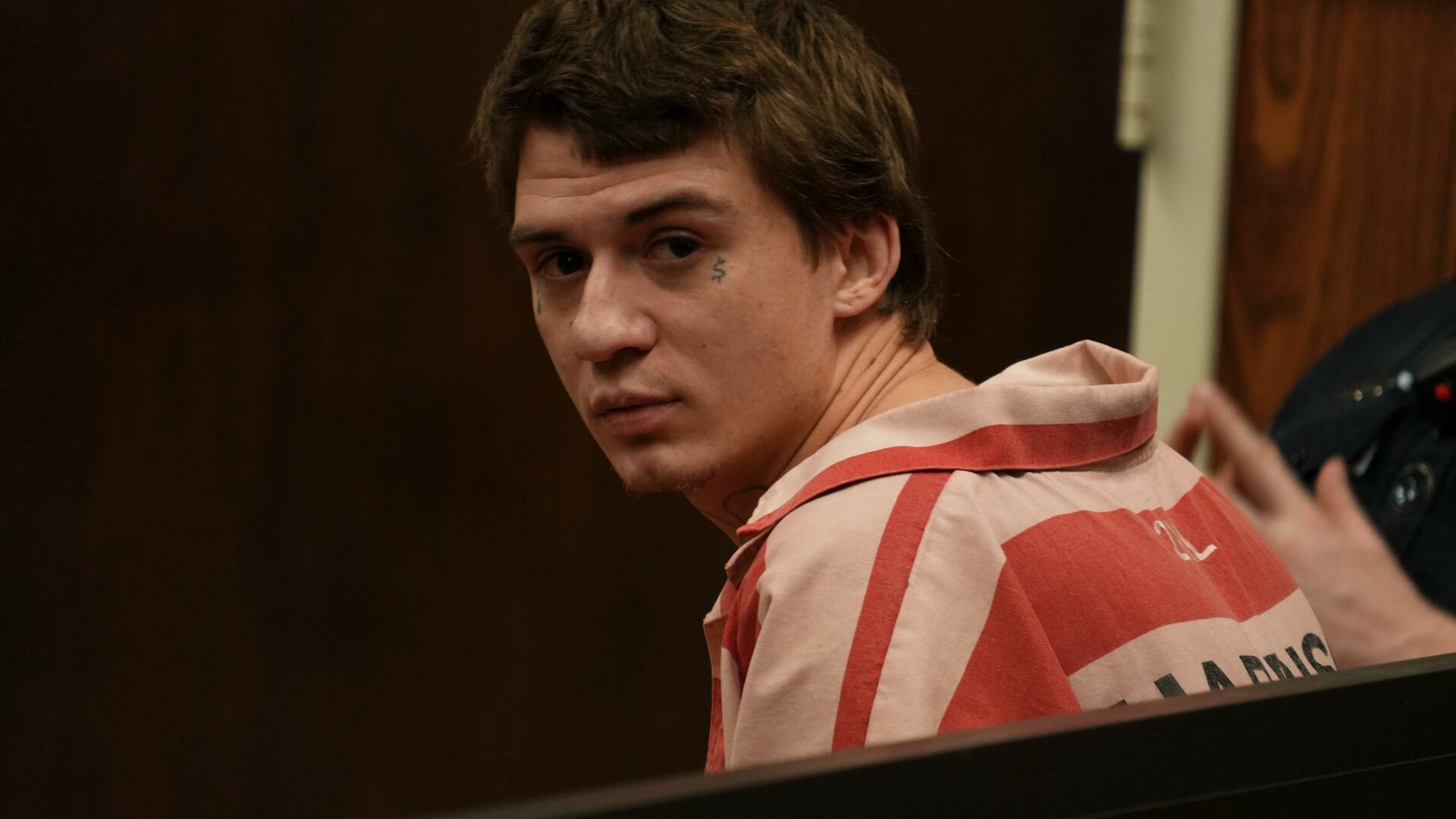 Man sentenced to 20 years for pointing gun at Gulfport police officer ...