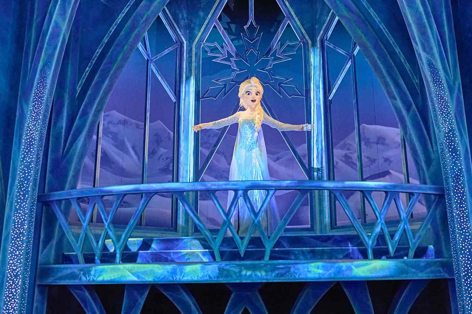 Disney World's Frozen ride gets reopening date after changes to ...