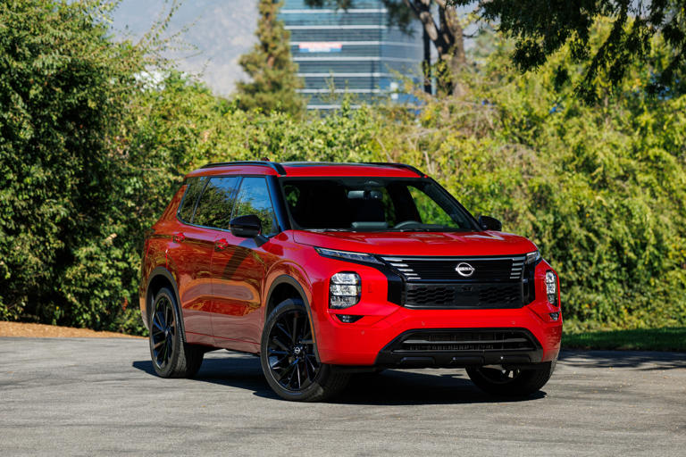 Nissan’s rebadged hybrid SUV costs thousands more than the model it’s ...