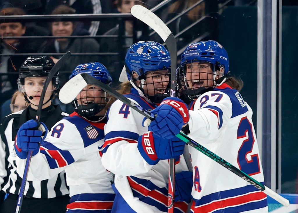 US women’s hockey team demolishes rival Canada for third straight ...