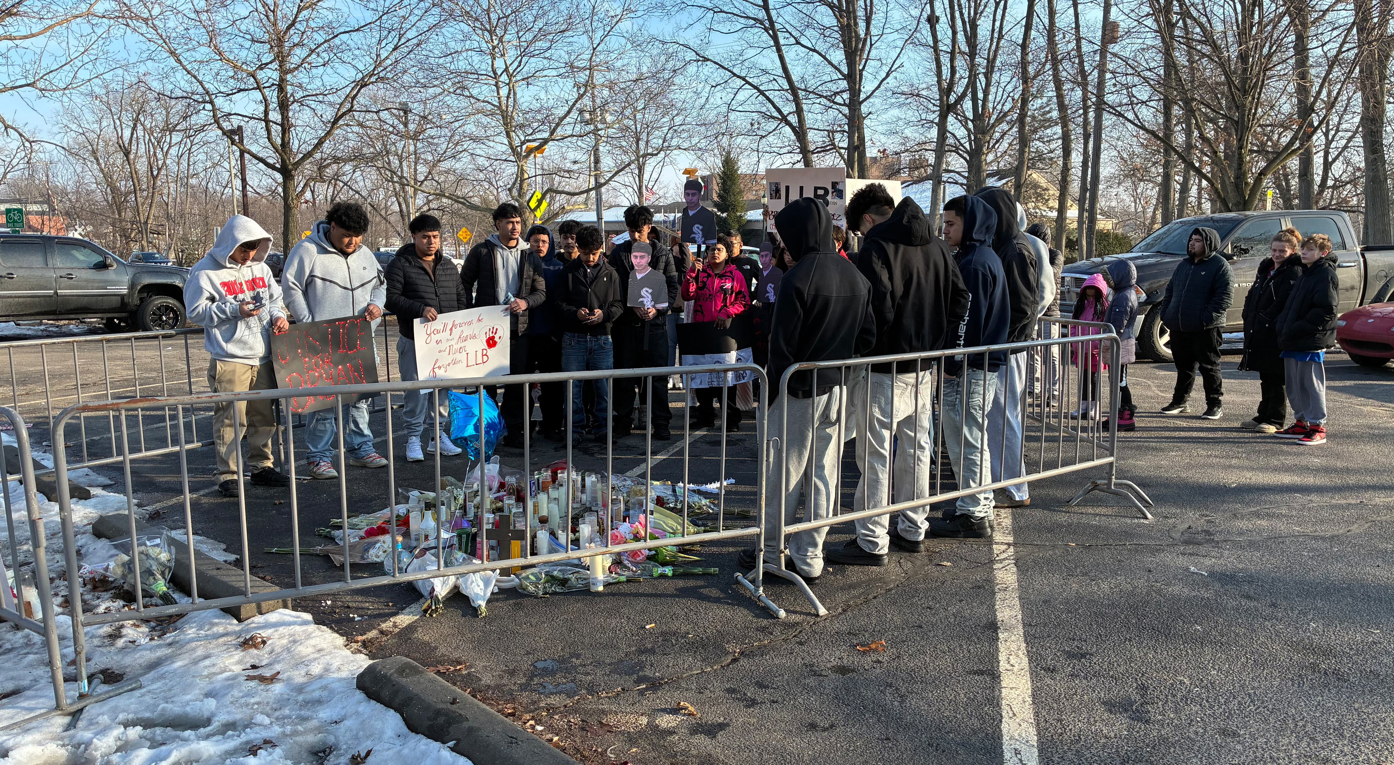 Family of teen killed by Elkhart police seeks state investigation amid ...