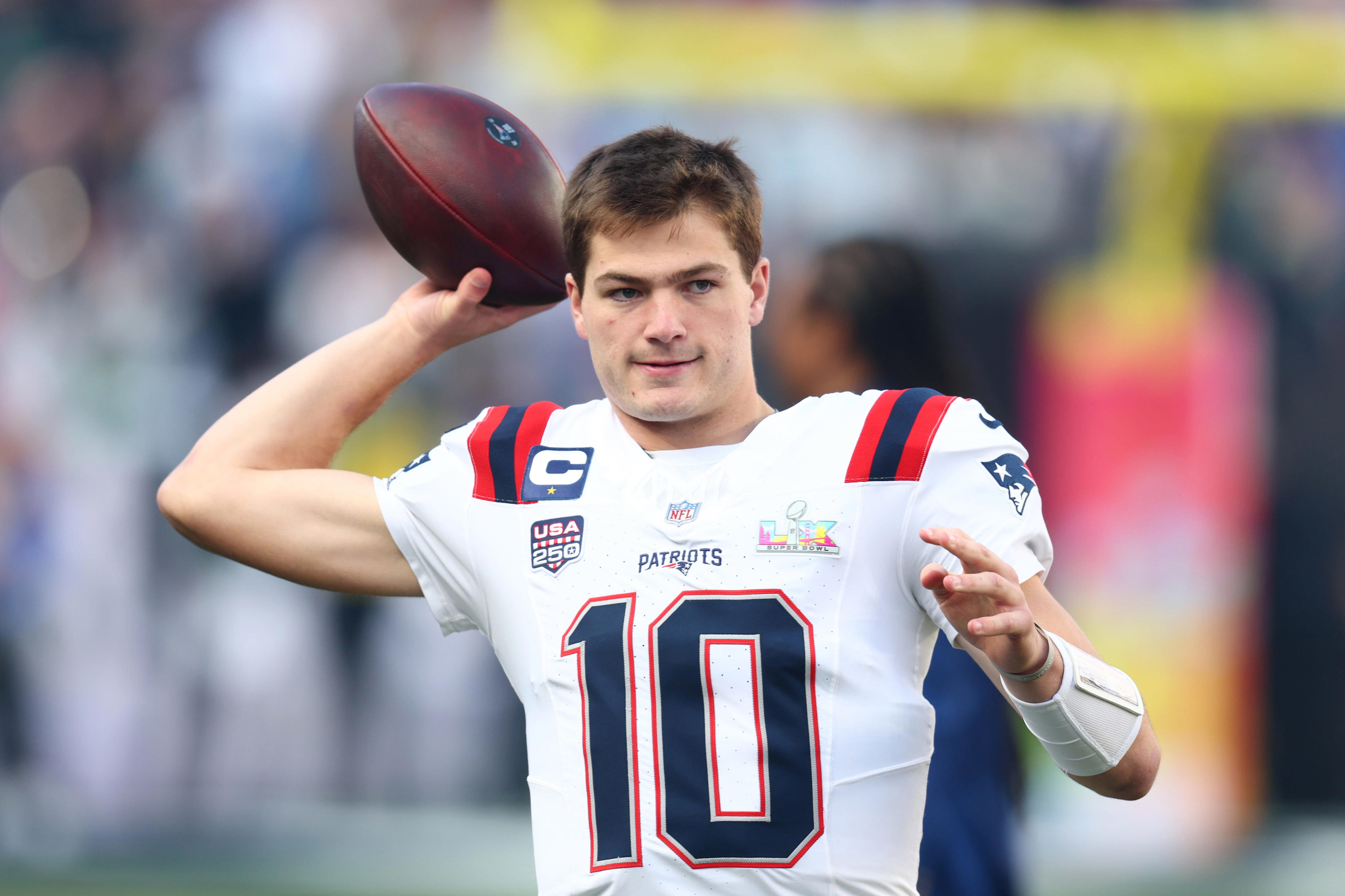 Does Drake Maye need surgery on his shoulder? Here's what he says