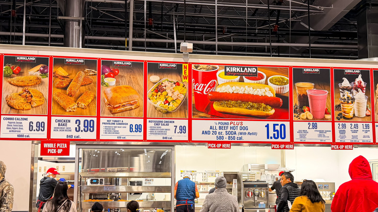 The Costco food court hack that combines 2 iconic menu items