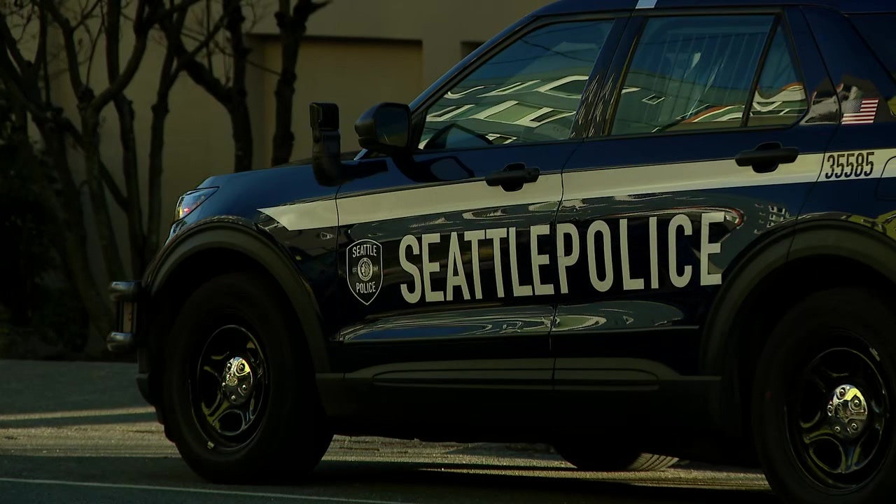 Seattle shooting injures 2, police search for suspects