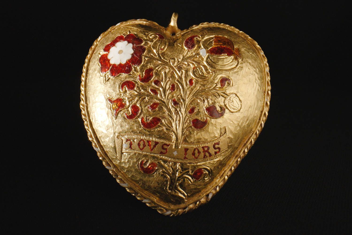 British Museum raises nearly $5 million to save gold Tudor heart ...