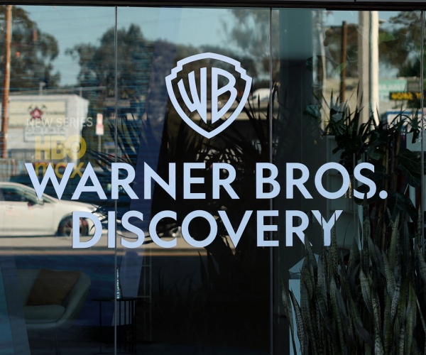 Activist investor pushes Warner to ditch Netflix deal