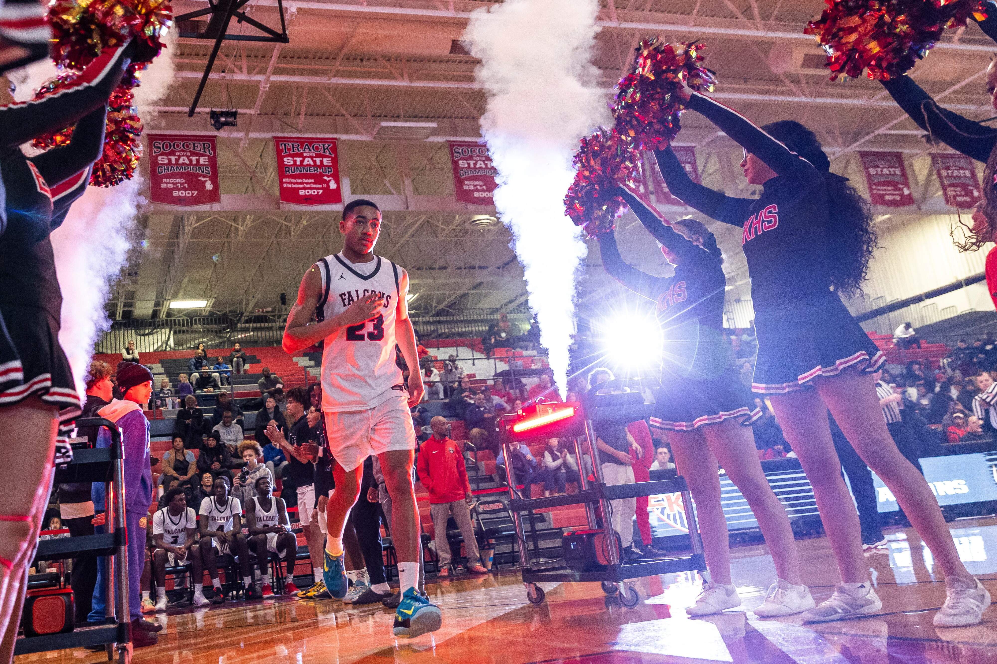 See action as East Kentwood outpaces Hudsonville in boys high school ...