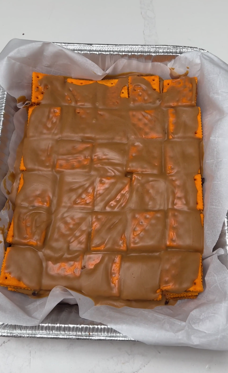 The crunchiest cheese crackers you can make today