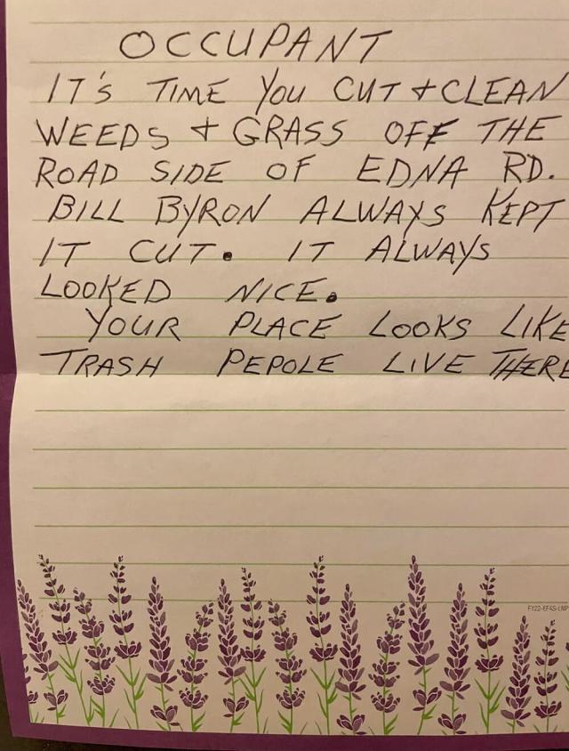 Homeowner baffled after uncovering neighbor's angry note about the ...