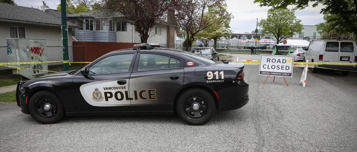 Strage in una scuola in Canada: 10 morti e 27 feriti. Donna spara e poi ...