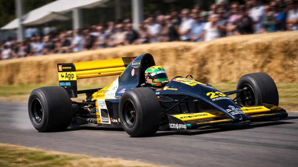 Le son V12 à 14 000 tr/min d'une F1 classique avec moteur Lamborghini