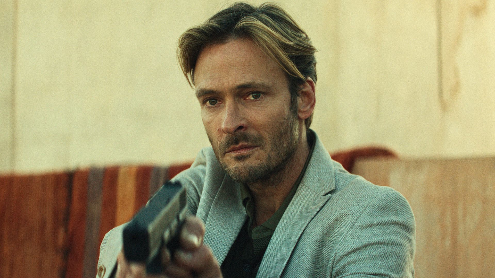 Netflix’s new 6-part spy thriller is a surprise hit worth a one-night ...