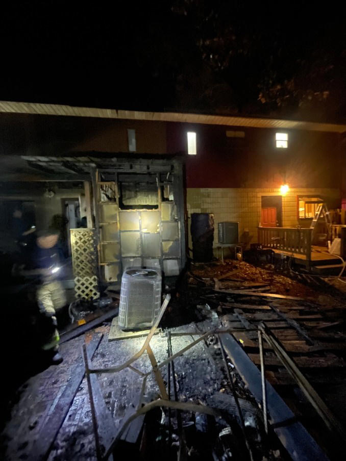 Firefighters respond to residential fire in Green Leaf