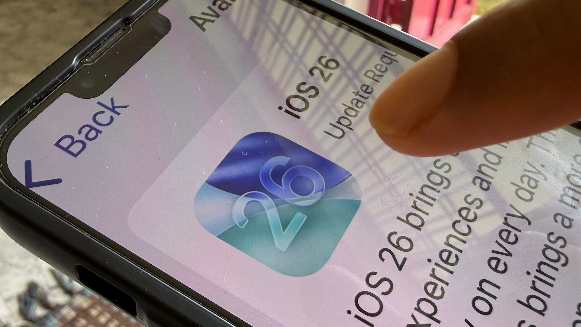 This new iOS 26 feature helps eliminate text spam