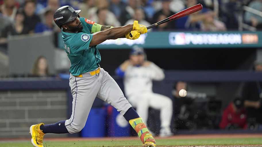 MLB writer takes a closer look at the Mariners' potential 2026 roster