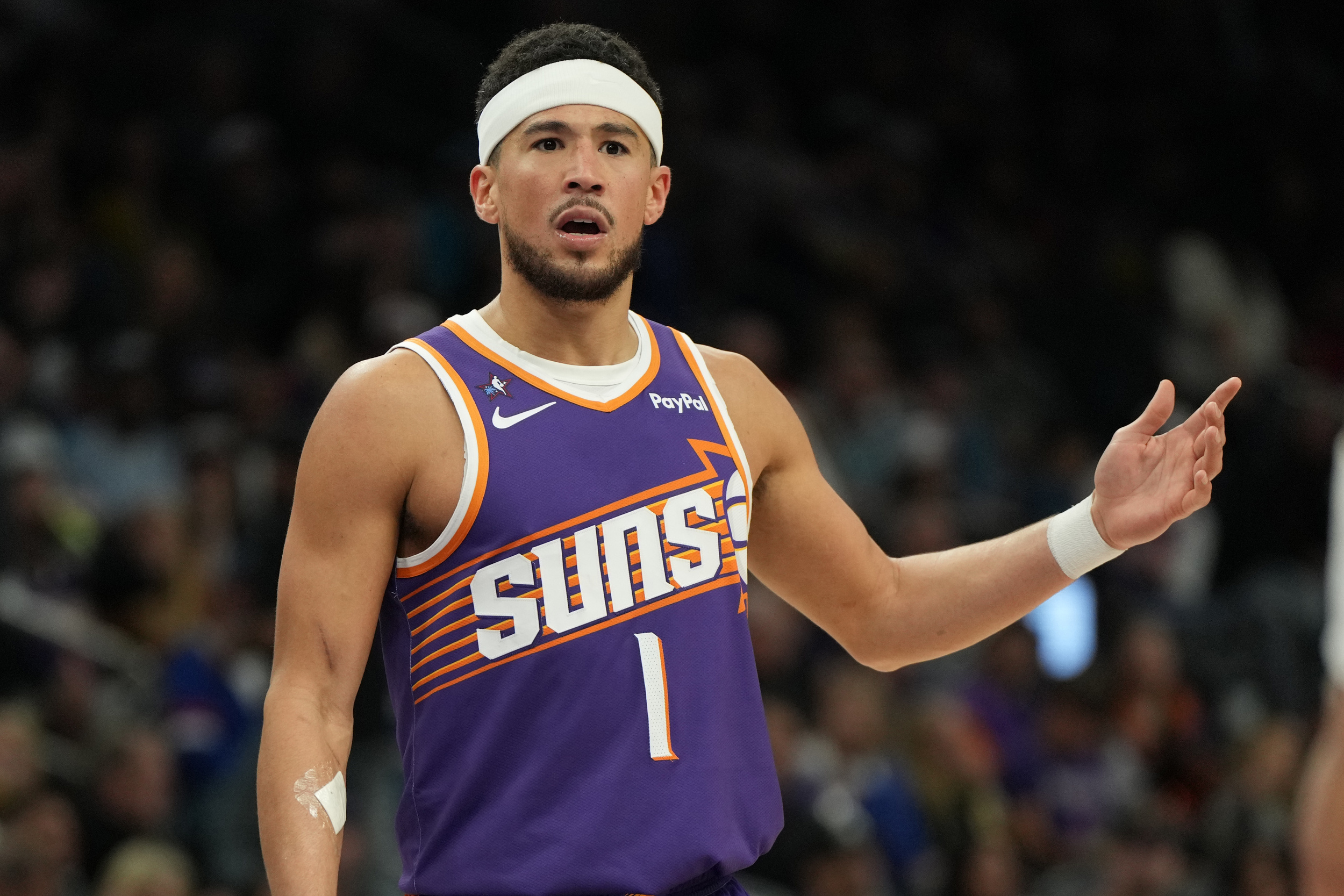 Suns’ Devin Booker passes Jason Kidd on all-time scoring list