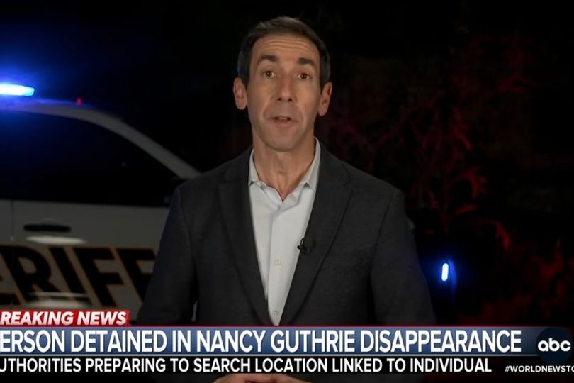ABC fans stress 'what a nightmare' as David Muir forced back on air to ...