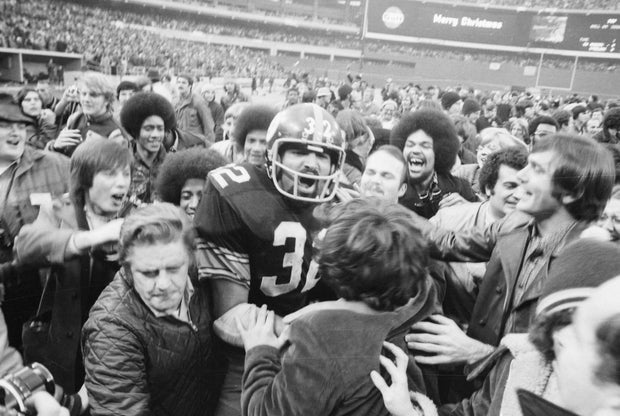 Remembering the implosion of Pittsburgh's Three Rivers Stadium 25 years ago