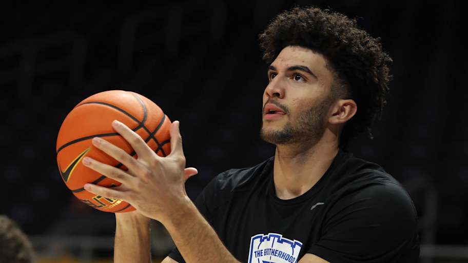 Social media reacts to Duke victory against Pitt