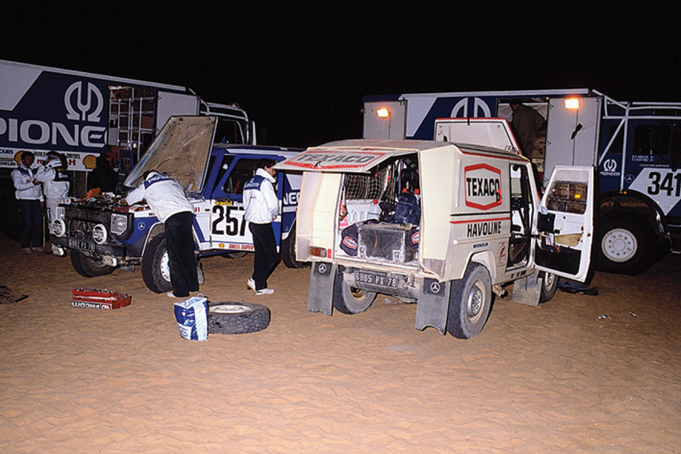 La Mercedes-Benz G-Wagen, vainqueur du Dakar 1983, renaît de ses cendres