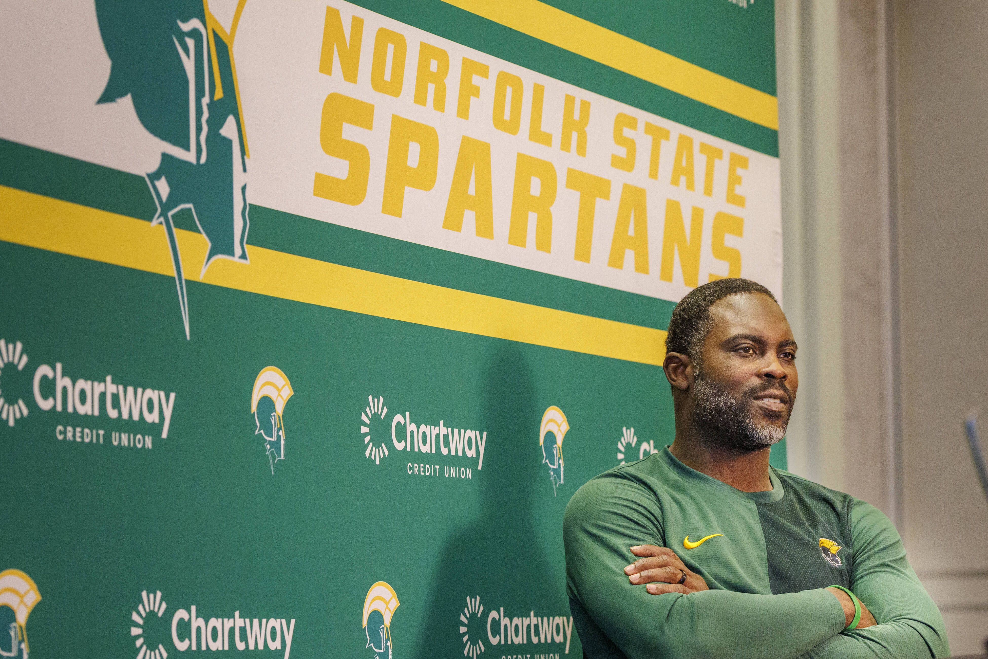 Michael Vick says he was jealous of Donovan McNabb and thrived in ...