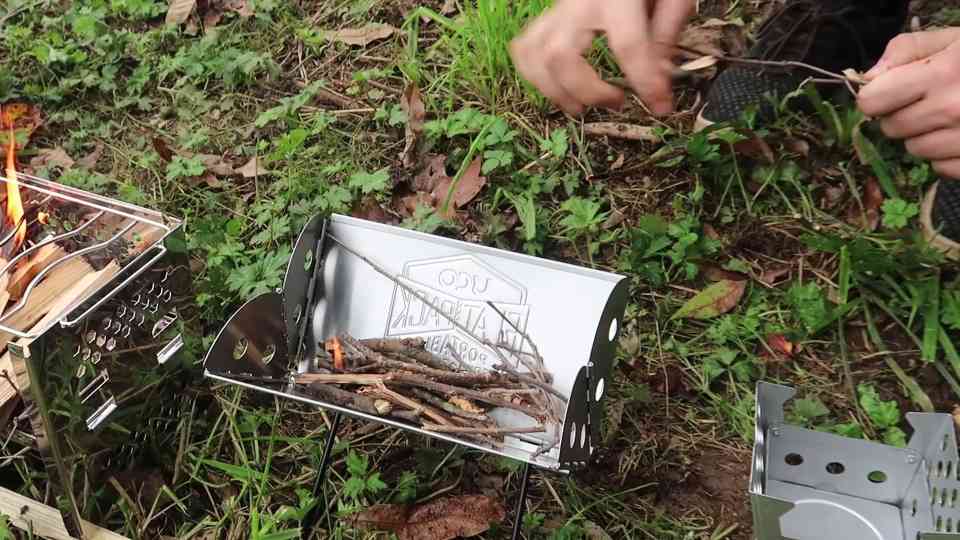 How fast can you boil water? 5 folding stoves tested