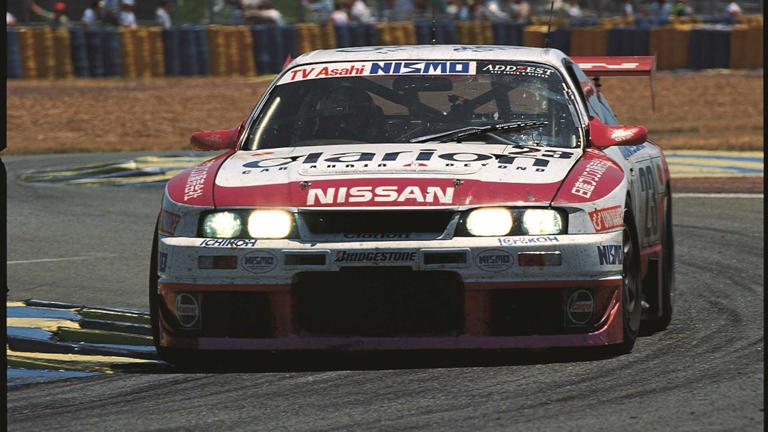 The R33 Nissan Skyline GT-R R400 broke Japan's horsepower agreement