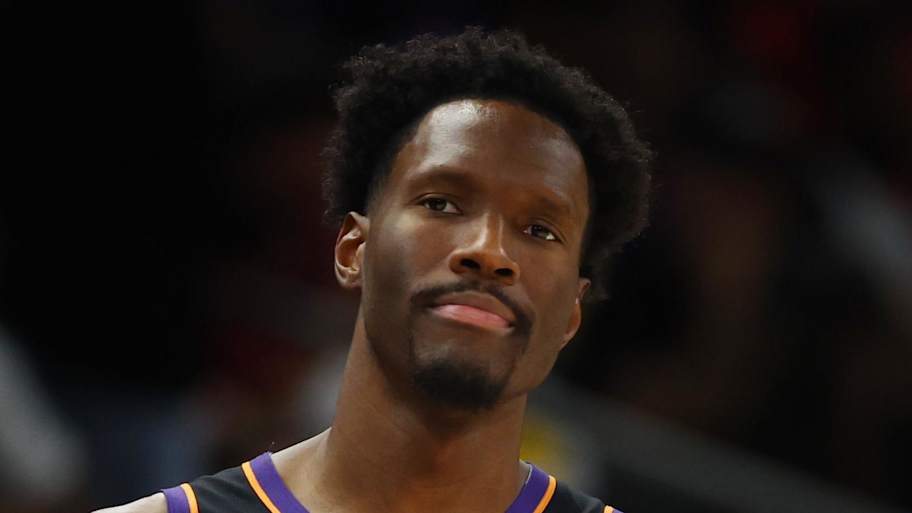Former Suns player cut from NBA days after Phoenix traded him away