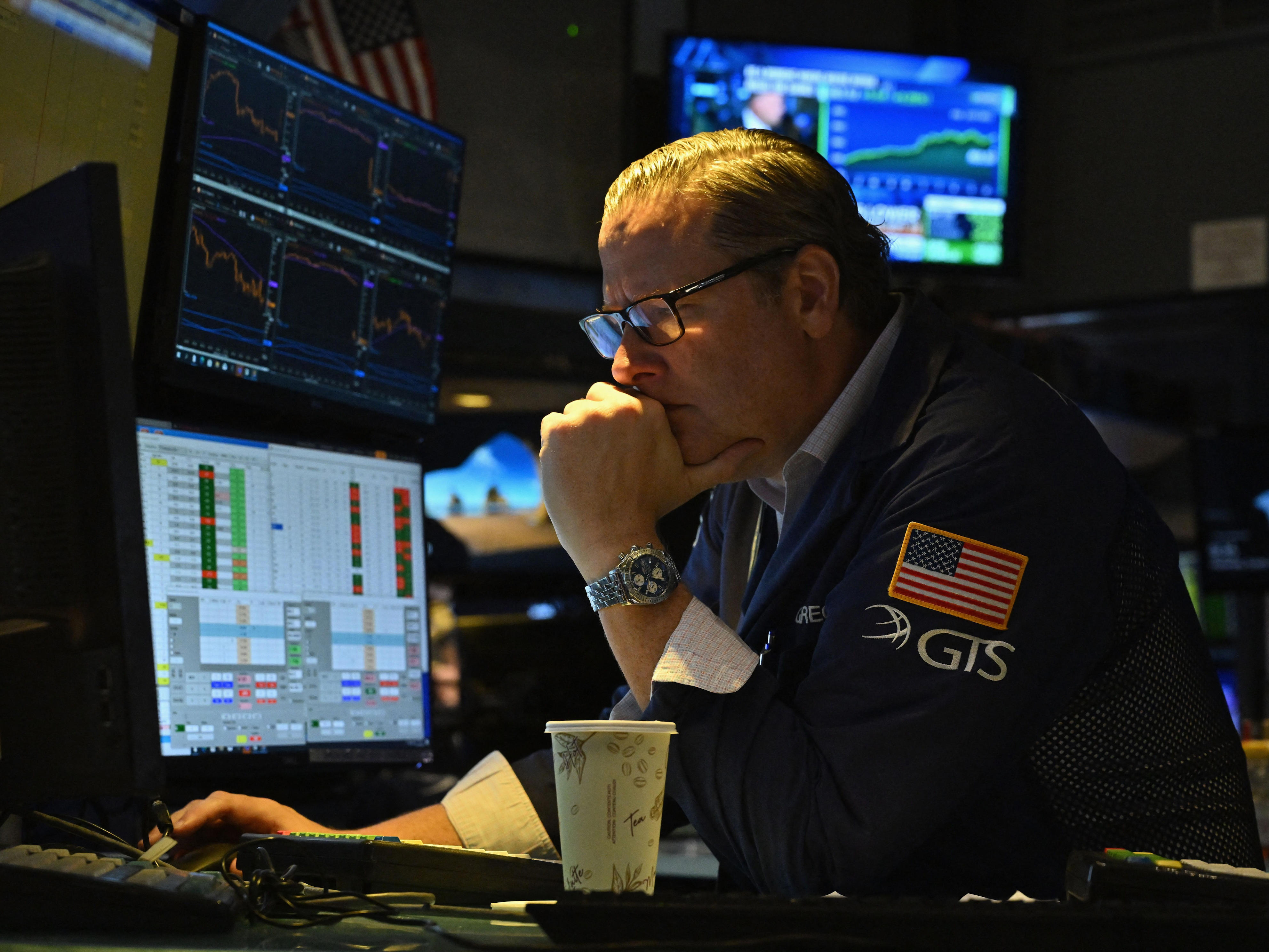 The stock market will surge this year before it 'collapses under its ...