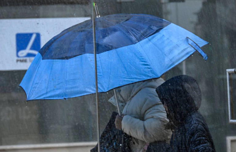 Todos os distritos do continente sob aviso amarelo por causa da chuva